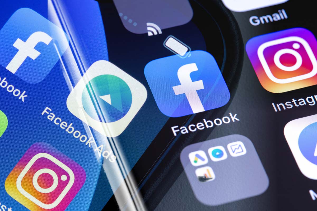 Facebook, Instagram, C’est quoi la différence ? - Code Communication